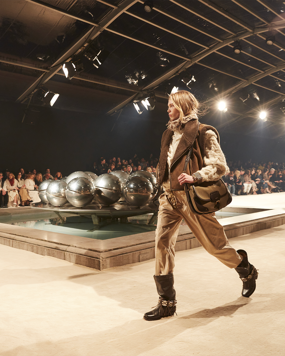 ISABEL MARANT Official Online Store | Ready-to-wear, Shoes and Bags